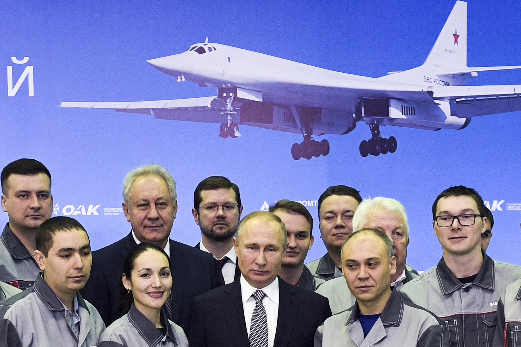 Russia inks deal for 10 modernized strategic bombers