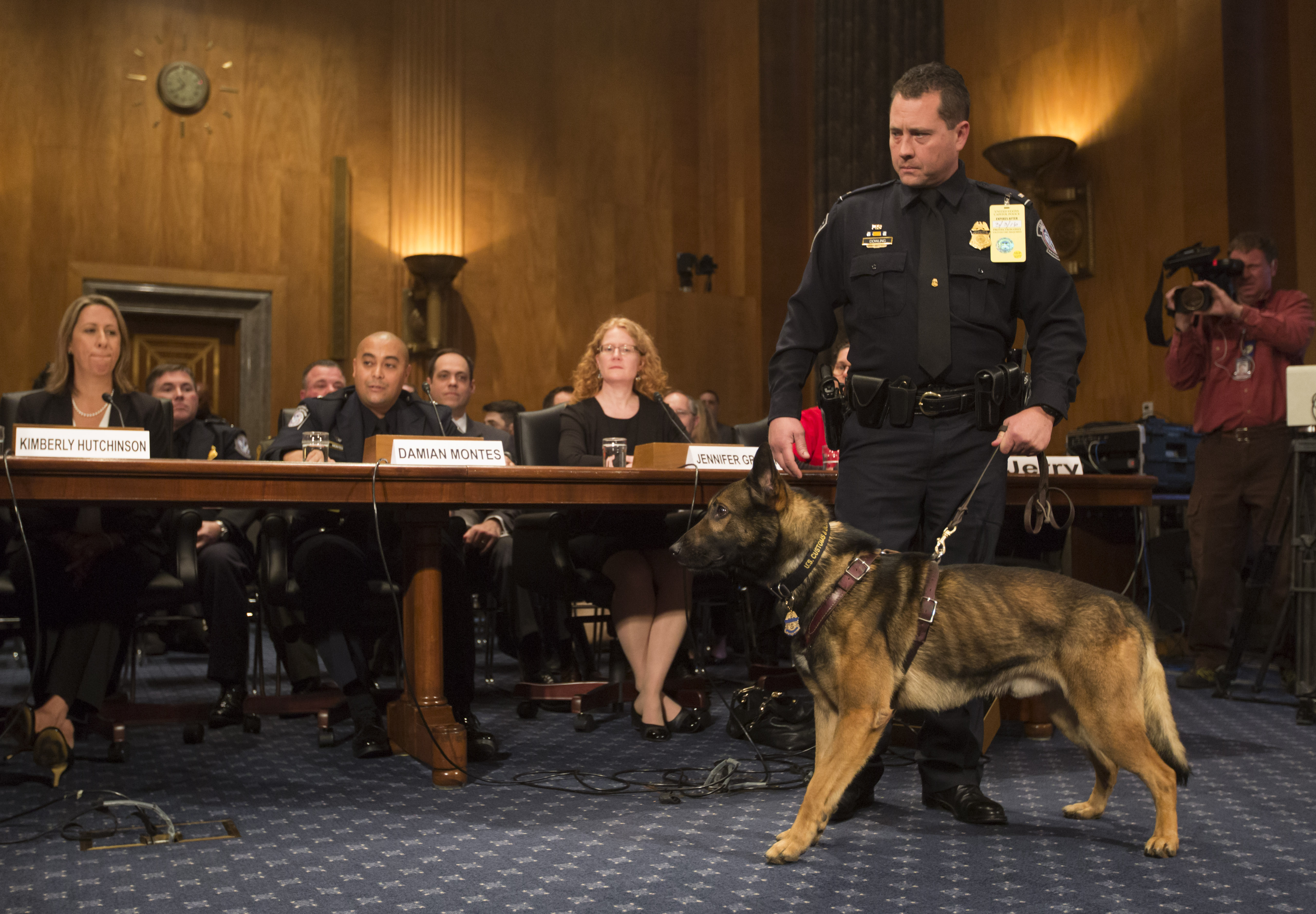DHS models canine program for Congress