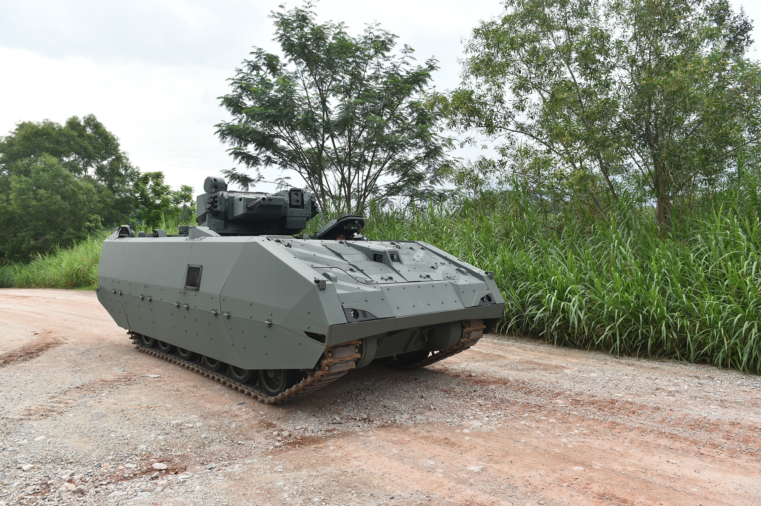 Singapore picks vendor for new armored fighting vehicle