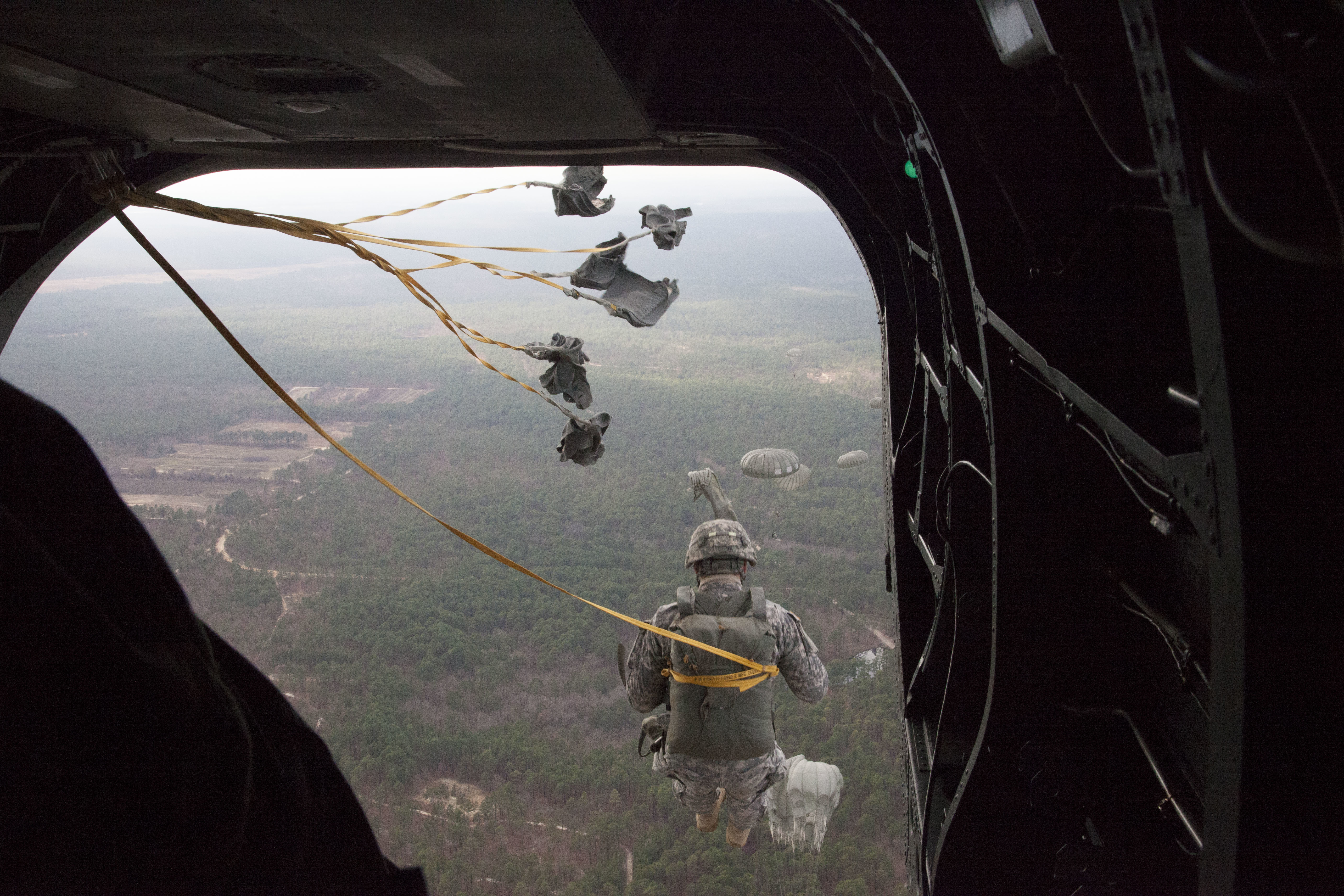 Army to stand up pilot task force to develop multidomain battle concepts