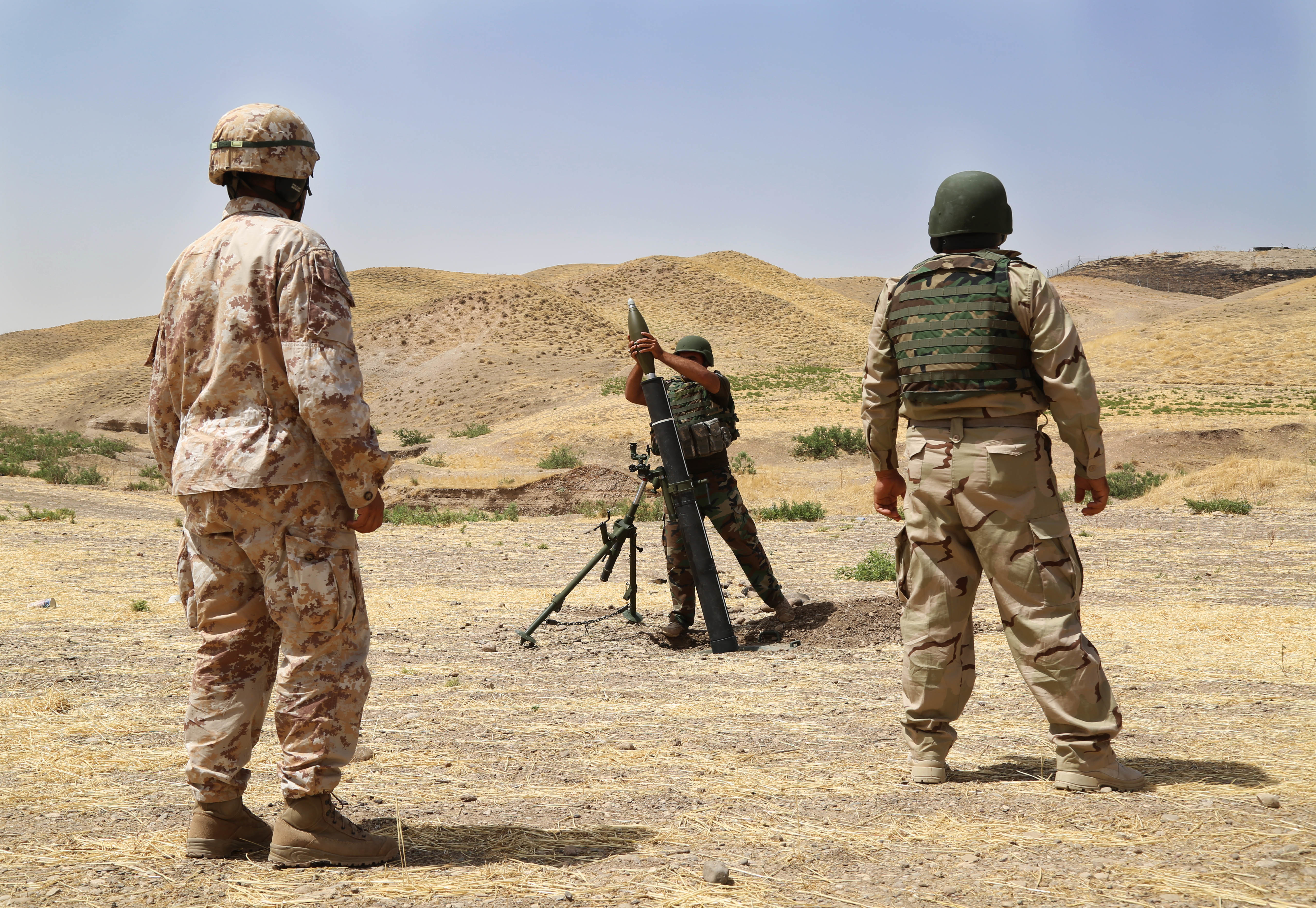 ISIS fighters still flowing in and out of Mosul